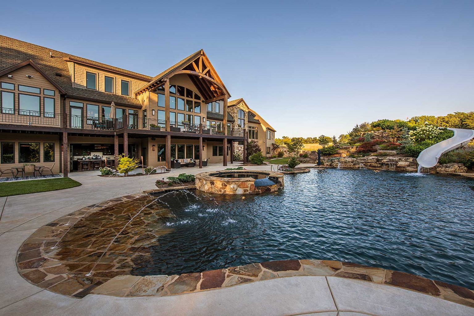 THE PRIVATE RESORT - Ramsey Building Co
